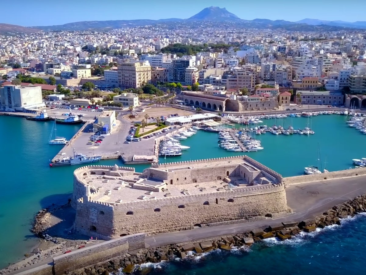 Ηράκλειο Ακτοπλοϊκά - Τιμές - Δρομολόγια - ΠΡΟΣΦΟΡΕΣ | FerryFast.gr